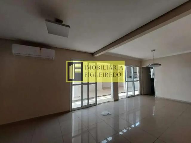 Casa / Sobrado para Venda em São José do Rio Preto/SP Roseiral 4 Quartos