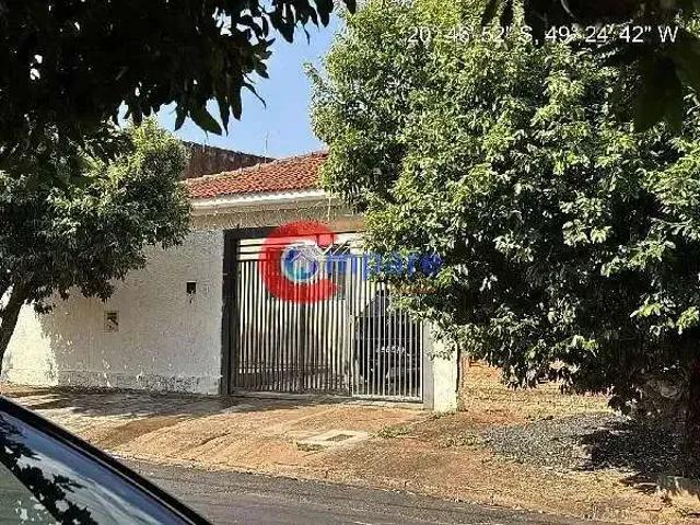 Casa / Sobrado para Venda em São José do Rio Preto/SP Solo Sagrado 3 Quartos