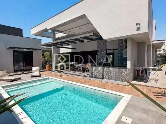 Casa / Sobrado para Venda em São José dos Campos/SP Colinas Do Parahyba 4 Quartos