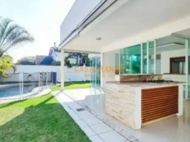 Casa / Sobrado para Venda em São José dos Campos/SP Condomínio Esplanada do Sol 4 Quartos