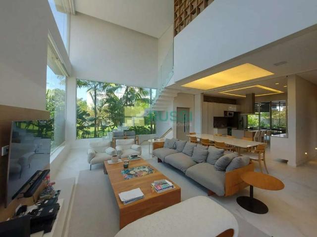 Casa / Sobrado para Venda em São José dos Campos/SP Condomínio Residencial Alphaville II 3 Quartos