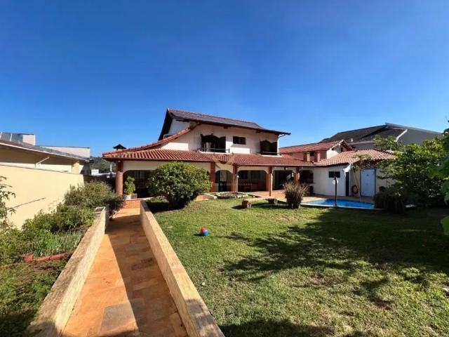 Casa / Sobrado para Venda em São José dos Campos/SP Condomínio Residencial Floresta 5 Quartos