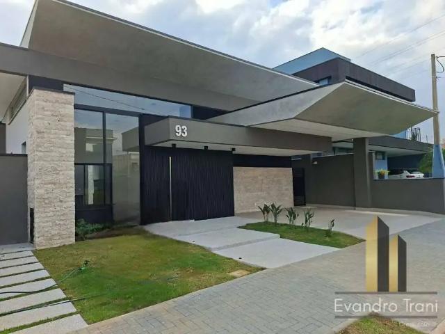 Casa / Sobrado para Venda em São José dos Campos/SP Condomínio Residencial Floresta 3 Quartos