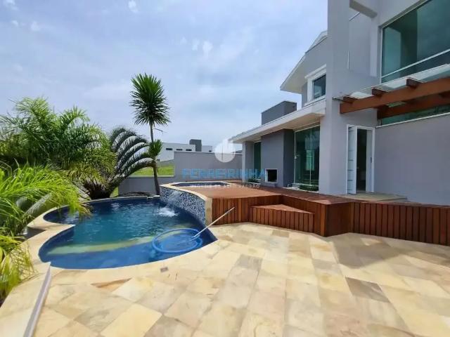 Casa / Sobrado para Venda em São José dos Campos/SP Condomínio Residencial Jaguary 4 Quartos