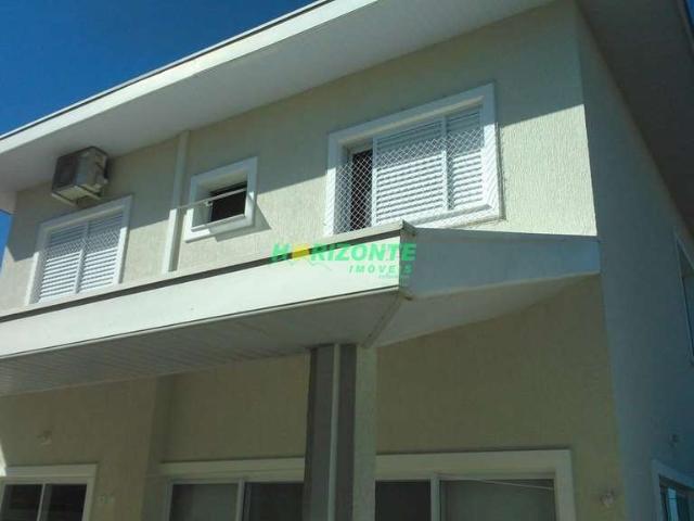 Casa / Sobrado para Venda em São José dos Campos/SP Condomínio Residencial Mantiqueira 4 Quartos