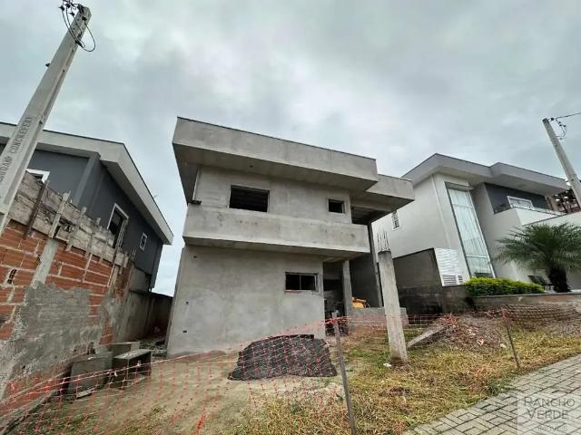 Casa / Sobrado para Venda em São José dos Campos/SP Condomínio Residencial Mantiqueira 4 Quartos