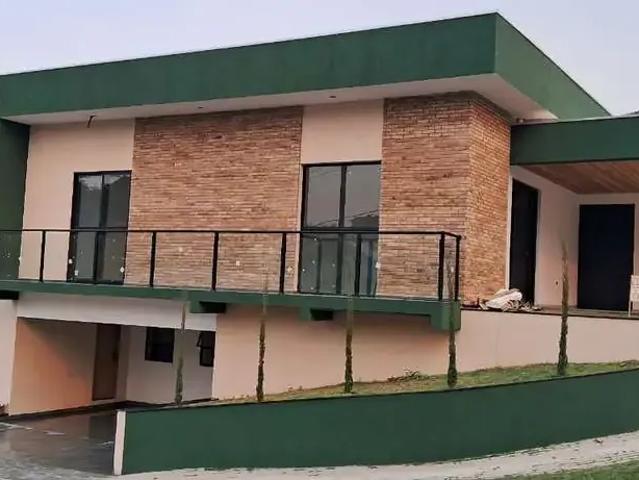 Casa / Sobrado para Venda em São José dos Campos/SP Condomínio Residencial Mantiqueira 4 Quartos