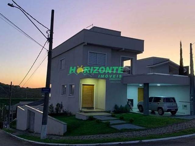 Casa / Sobrado para Venda em São José dos Campos/SP Condomínio Residencial Mantiqueira 3 Quartos