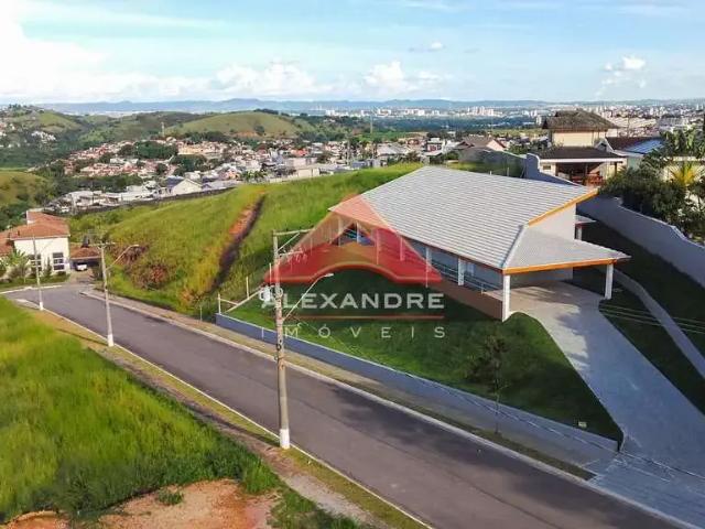 Casa / Sobrado para Venda em São José dos Campos/SP Condomínio Residencial Mantiqueira 3 Quartos