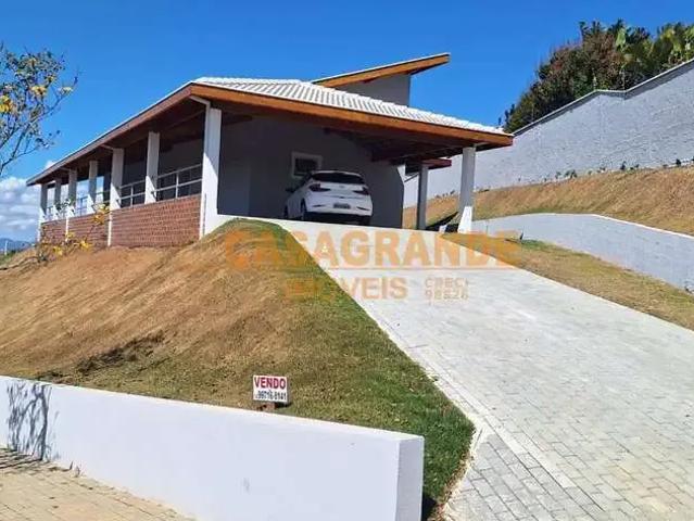 Casa / Sobrado para Venda em São José dos Campos/SP Condomínio Residencial Mantiqueira 3 Quartos