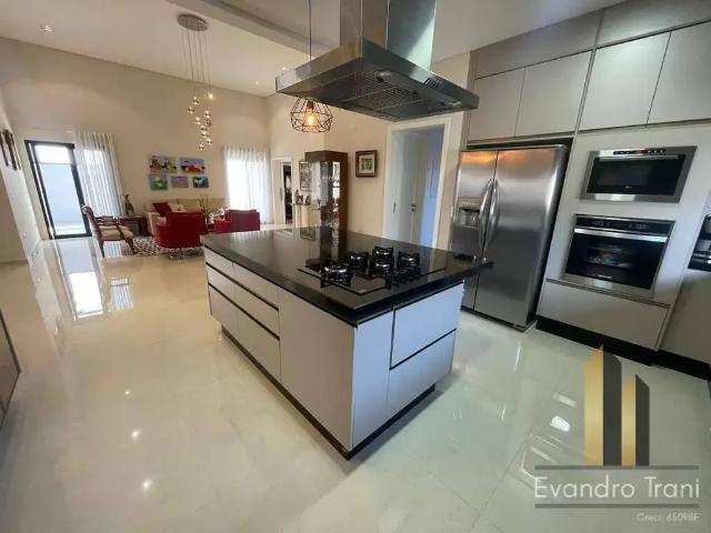 Casa / Sobrado para Venda em São José dos Campos/SP Condomínio Residencial Monaco 3 Quartos