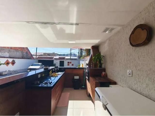 Casa / Sobrado para Venda em São José dos Campos/SP Conjunto Residencial Galo Branco 3 Quartos