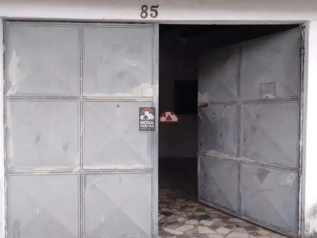 Casa / Sobrado para Venda em São José dos Campos/SP Conjunto Residencial Galo Branco 2 Quartos