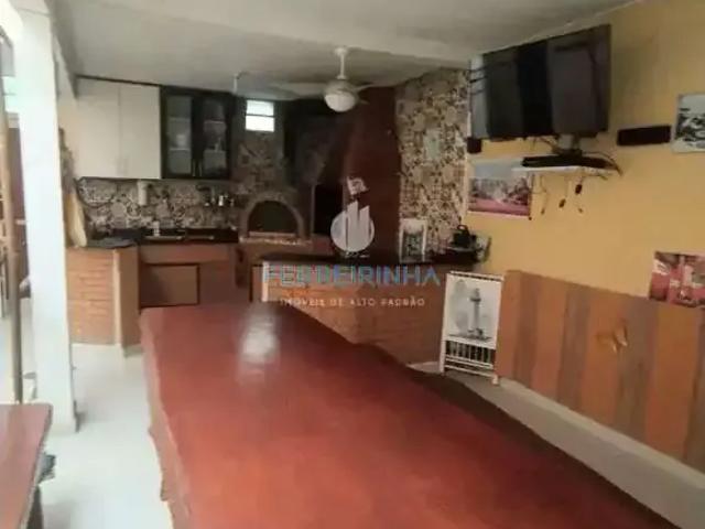 Casa / Sobrado para Venda em São José dos Campos/SP Conjunto Residencial Vale dos Pinheiros 4 Quartos