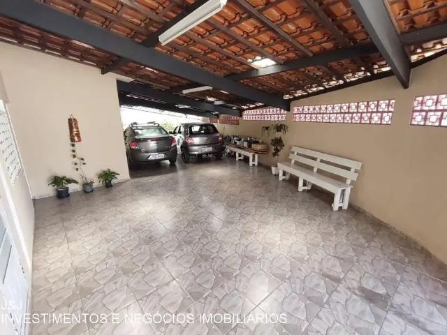 Casa / Sobrado para Venda em São José dos Campos/SP Campos de São José 3 Quartos