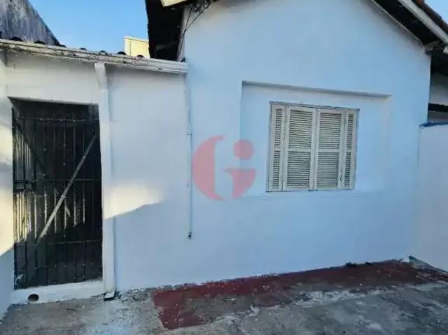 Casa / Sobrado para Venda em São José dos Campos/SP Centro 2 Quartos