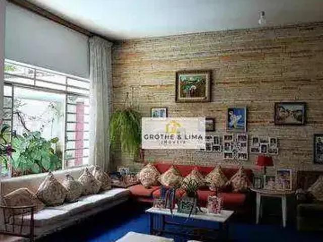 Casa / Sobrado para Venda em São José dos Campos/SP Centro 4 Quartos