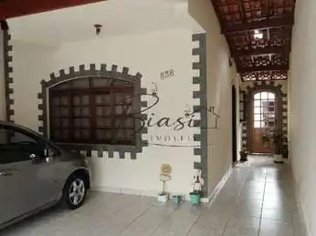 Casa / Sobrado para Venda em São José dos Campos/SP Cidade Morumbi 4 Quartos