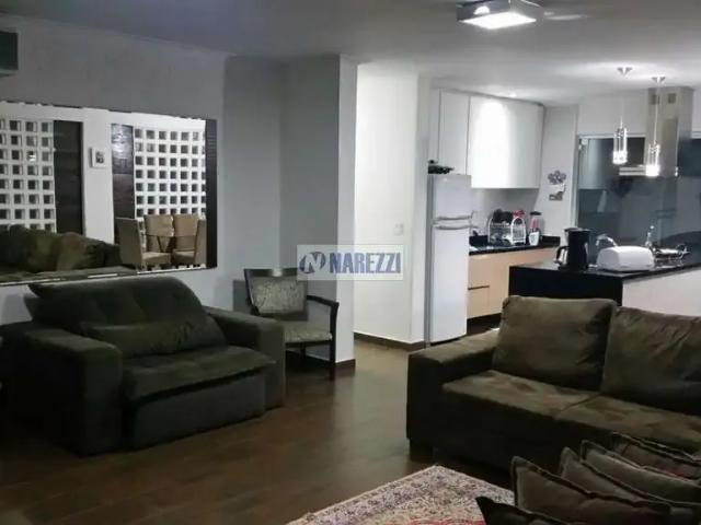 Casa / Sobrado para Venda em São José dos Campos/SP Cidade Vista Verde 3 Quartos