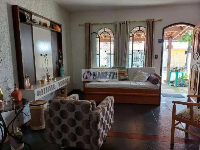 Casa / Sobrado para Venda em São José dos Campos/SP Cidade Vista Verde 4 Quartos