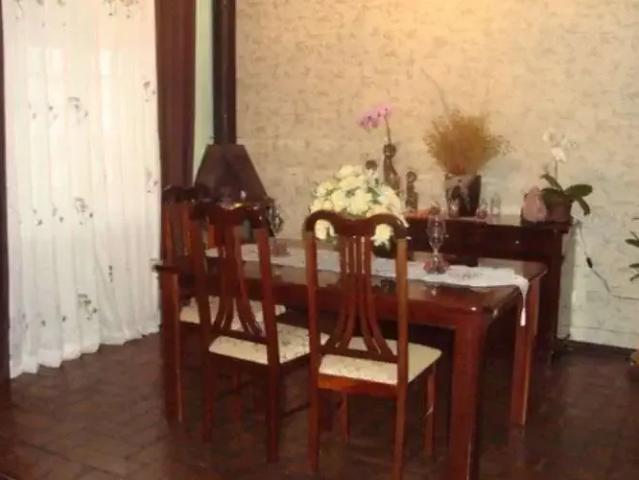 Casa / Sobrado para Venda em São José dos Campos/SP Cidade Vista Verde 4 Quartos