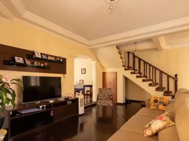 Casa / Sobrado para Venda em São José dos Campos/SP Cidade Vista Verde 4 Quartos