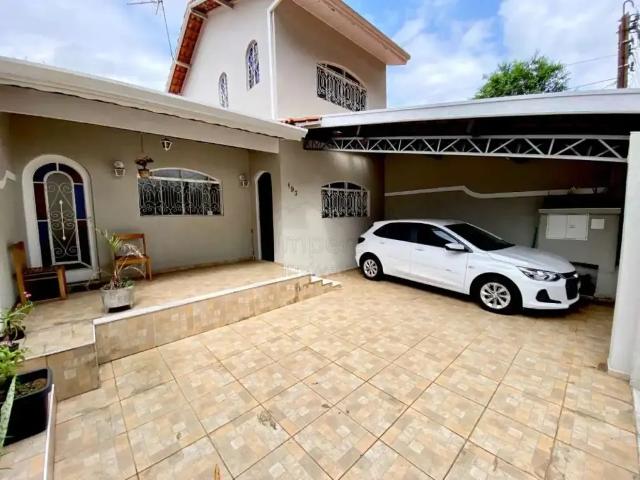 Casa / Sobrado para Venda em São José dos Campos/SP Cidade Vista Verde 4 Quartos