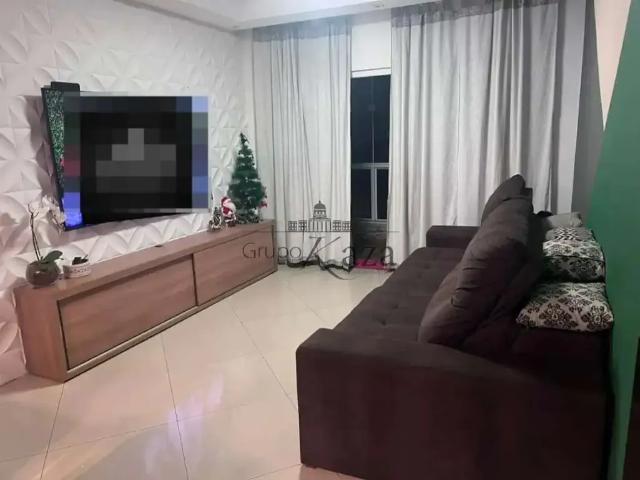 Casa / Sobrado para Venda em São José dos Campos/SP Alto da Ponte 3 Quartos