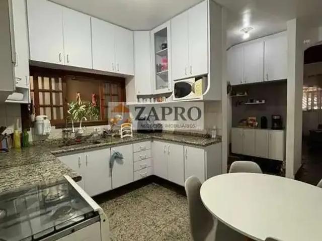 Casa / Sobrado para Venda em São José dos Campos/SP Bosque dos Eucaliptos 3 Quartos