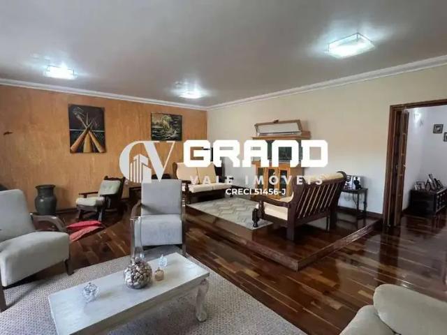 Casa / Sobrado para Venda em São José dos Campos/SP Bosque dos Eucaliptos 3 Quartos