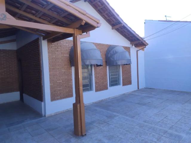 Casa / Sobrado para Venda em São José dos Campos/SP Bosque dos Eucaliptos 3 Quartos