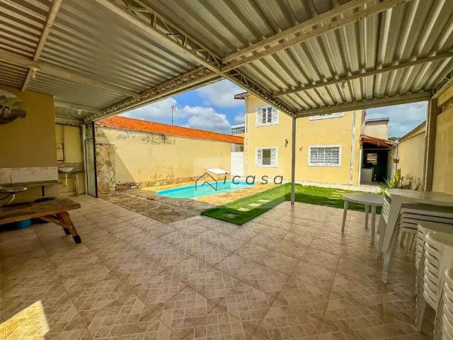 Casa / Sobrado para Venda em São José dos Campos/SP Bosque dos Eucaliptos 3 Quartos