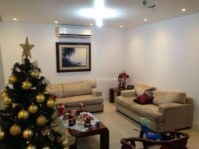 Casa / Sobrado para Venda em São José dos Campos/SP Bosque dos Eucaliptos 4 Quartos