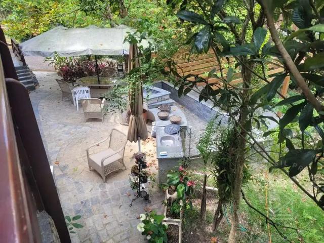 Casa / Sobrado para Venda em São José dos Campos/SP Bosque dos Eucaliptos 4 Quartos