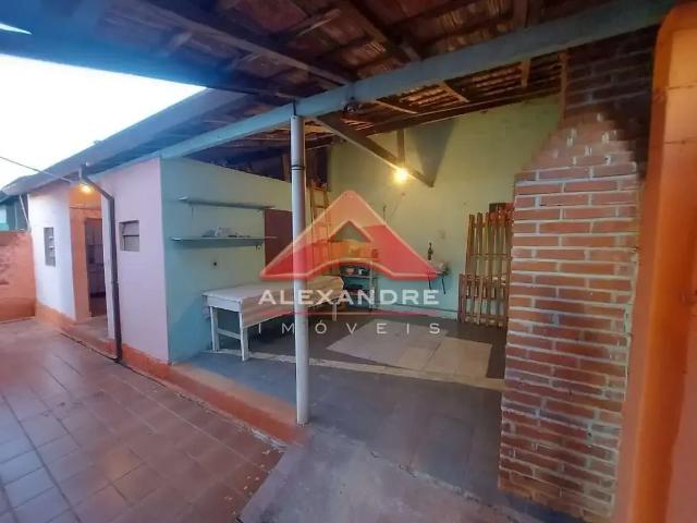 Casa / Sobrado para Venda em São José dos Campos/SP Eugênio de Mello 2 Quartos