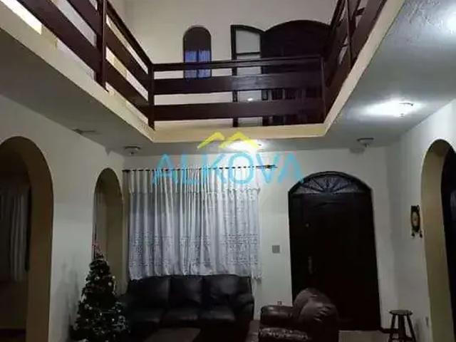 Casa / Sobrado para Venda em São José dos Campos/SP Freitas 5 Quartos