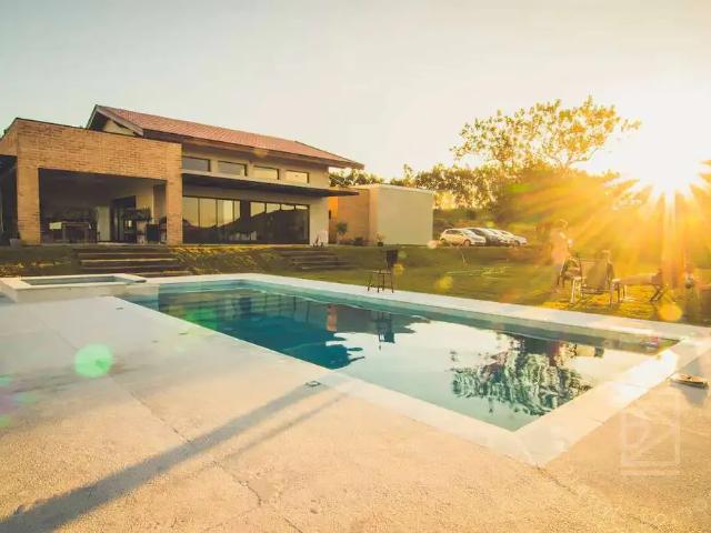 Casa / Sobrado para Venda em São José dos Campos/SP Jaguari 4 Quartos