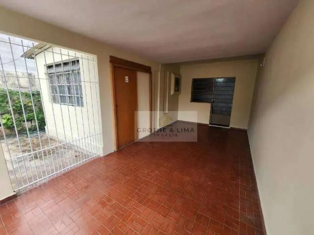 Casa / Sobrado para Venda em São José dos Campos/SP Jardim Motorama 3 Quartos