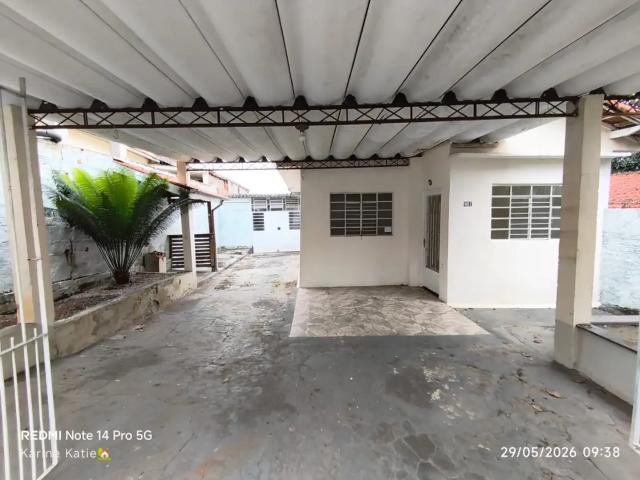 Casa / Sobrado para Venda em São José dos Campos/SP Jardim Aeroporto 4 Quartos