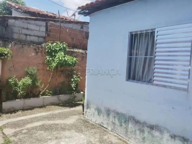 Casa / Sobrado para Venda em São José dos Campos/SP Jardim Aeroporto 4 Quartos