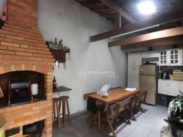 Casa / Sobrado para Venda em São José dos Campos/SP Jardim América 4 Quartos