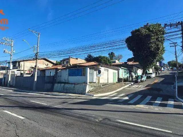 Casa / Sobrado para Venda em São José dos Campos/SP Jardim Americano 4 Quartos