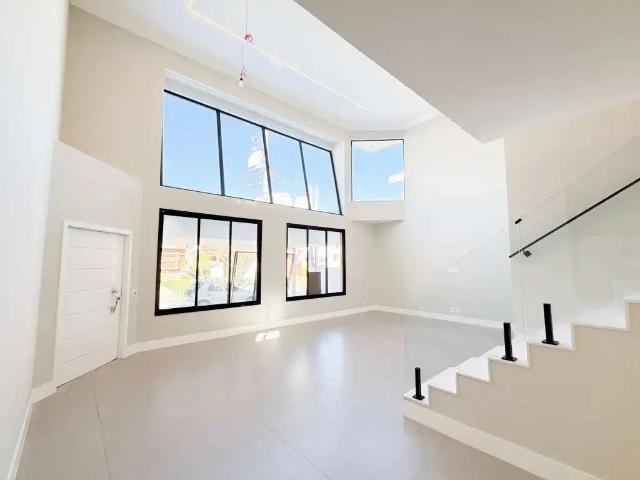 Casa / Sobrado para Venda em São José dos Campos/SP Jardim das Colinas 5 Quartos