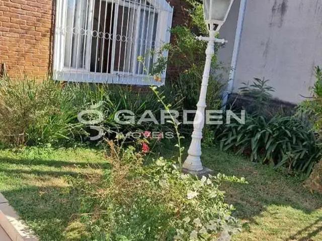 Casa / Sobrado para Venda em São José dos Campos/SP Jardim das Indústrias 3 Quartos