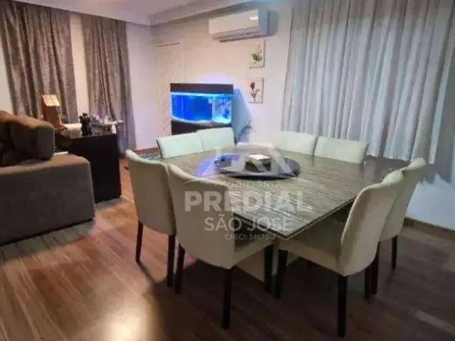 Casa / Sobrado para Venda em São José dos Campos/SP Jardim das Indústrias 3 Quartos
