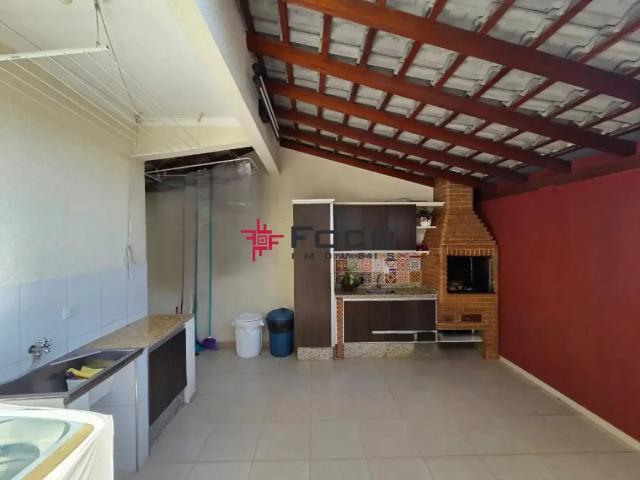 Casa / Sobrado para Venda em São José dos Campos/SP Jardim das Indústrias 3 Quartos
