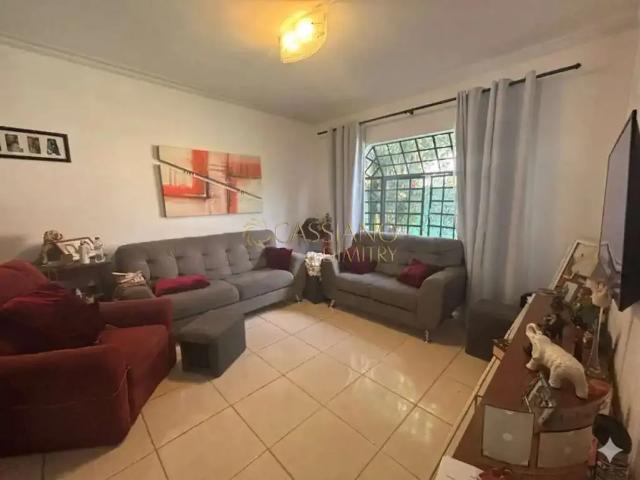 Casa / Sobrado para Venda em São José dos Campos/SP Jardim das Indústrias 3 Quartos