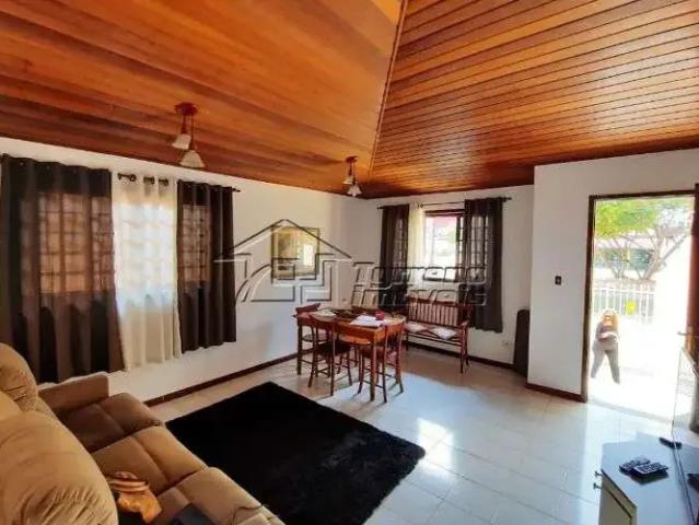 Casa / Sobrado para Venda em São José dos Campos/SP Jardim das Indústrias 3 Quartos