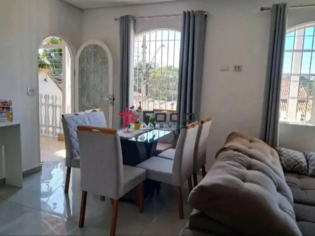 Casa / Sobrado para Venda em São José dos Campos/SP Jardim das Indústrias 3 Quartos