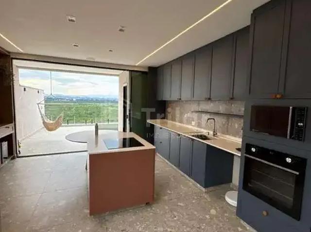 Casa / Sobrado para Venda em São José dos Campos/SP Jardim das Indústrias 3 Quartos